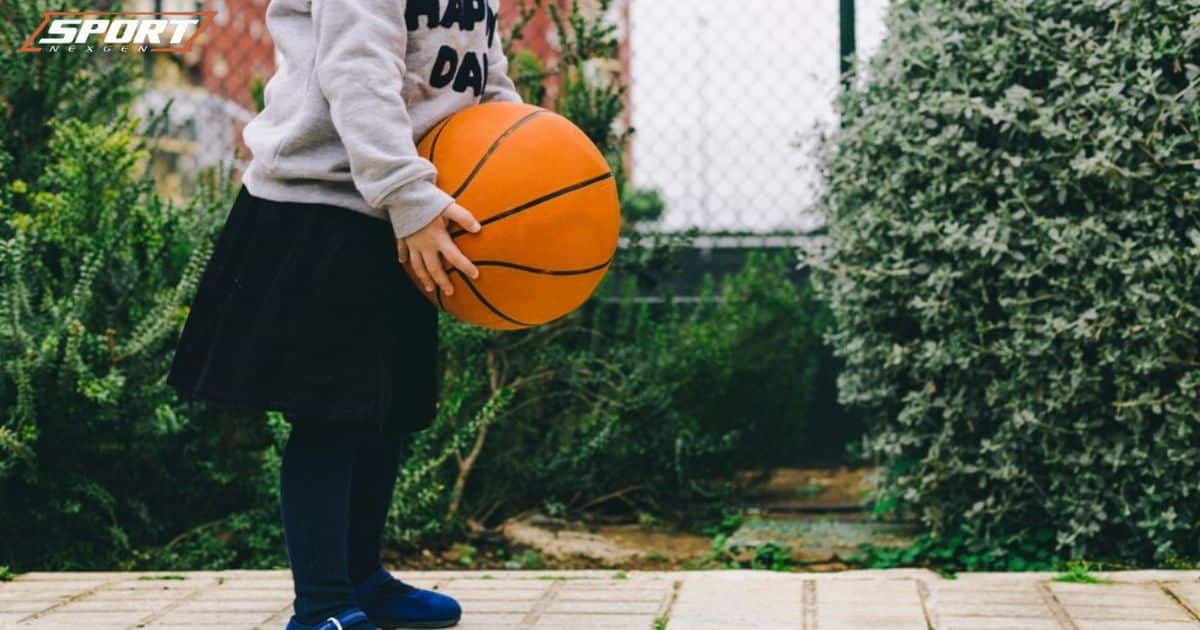 Kids Basketball Sizes – Basketball Training & Camp for Boys & Girls ...